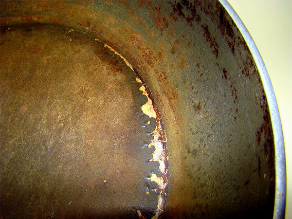 How to Clean a Burned Pan: Say Goodbye to Stubborn Stains